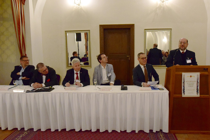 Břevnovský klášter hostil za účasti českých zákonodárců "Kolokvium k ...